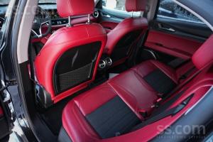 Alfa Romeo Stelvio 2018 in Riga, with an engine capacity of 2.20 L and mileage of 200 thousand km for 18790 €, photo 9 on AUTOMOTO.COM.LV