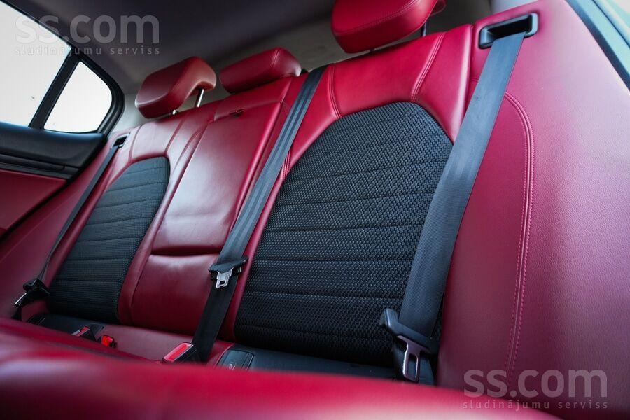 Alfa Romeo Stelvio 2018 in Riga, with an engine capacity of 2.20 L and mileage of 200 thousand km for 18790 €, photo 17 on AUTOMOTO.COM.LV