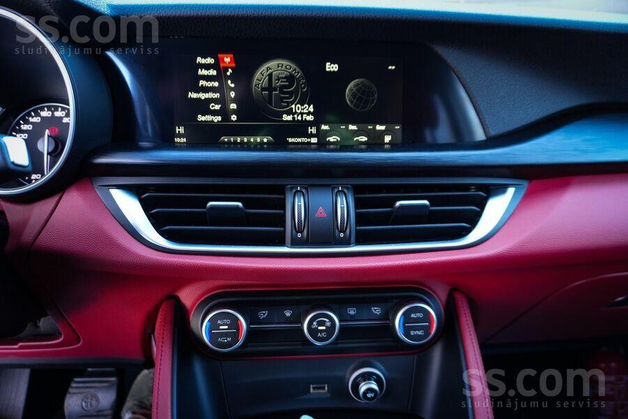 Alfa Romeo Stelvio 2018 in Riga, with an engine capacity of 2.20 L and mileage of 200 thousand km for 18790 €, photo 22 on AUTOMOTO.COM.LV