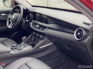 Alfa Romeo Stelvio 2019 Tauragė, ar dzinēja tilpumu 2.20 L un nobraukumu 210 tūkst. km par 15500 €, foto 9 vietnē AUTOMOTO.COM.LV