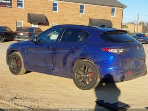 Alfa Romeo Stelvio 2021 in Klaipeda, with an engine capacity of 0.00 L and mileage of 0 thousand km for 7000 €, photo 4 on AUTOMOTO.COM.LV