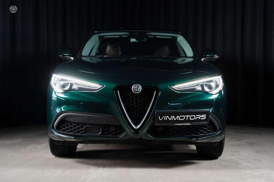 Zaļš Alfa Romeo Stelvio 2021 Viļņa, ar dzinēja tilpumu 2.00 L un nobraukumu 100 tūkst. km par 31000 €, foto 2 vietnē AUTOMOTO.COM.LV