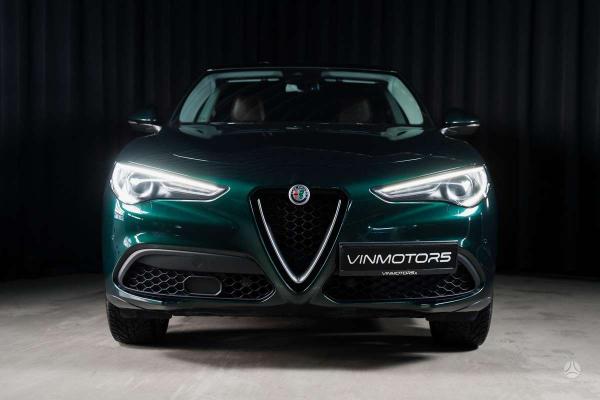 Zaļš Alfa Romeo Stelvio 2021 Viļņa, ar dzinēja tilpumu 2.00 L un nobraukumu 100 tūkst. km par 27500 €, foto 2 vietnē AUTOMOTO.COM.LV