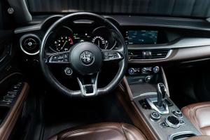 Zaļš Alfa Romeo Stelvio 2021 Viļņa, ar dzinēja tilpumu 2.00 L un nobraukumu 100 tūkst. km par 27500 €, foto 21 vietnē AUTOMOTO.COM.LV