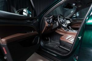 Green Alfa Romeo Stelvio 2021 in Vilnius, with an engine capacity of 2.00 L and mileage of 100 thousand km for 26999 €, photo 19 on AUTOMOTO.COM.LV
