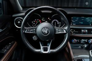 Green Alfa Romeo Stelvio 2021 in Vilnius, with an engine capacity of 2.00 L and mileage of 100 thousand km for 26999 €, photo 22 on AUTOMOTO.COM.LV