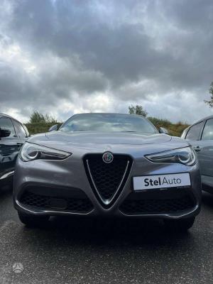 Pelēks Alfa Romeo Stelvio 2017 Viļņa, ar dzinēja tilpumu 2.00 L un nobraukumu 150 tūkst. km par 18500 €, foto 4 vietnē AUTOMOTO.COM.LV