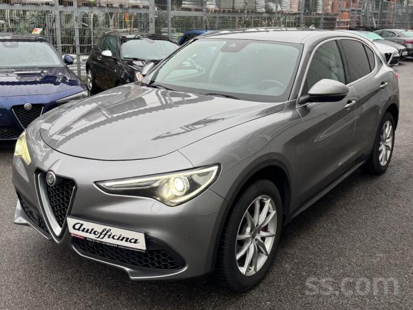 Grey Alfa Romeo Stelvio 2017 in Riga, with an engine capacity of 2.00 L and mileage of 159 thousand km for 19900 €, photo 1 on AUTOMOTO.COM.LV