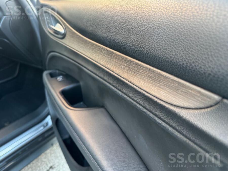 Grey Alfa Romeo Stelvio 2017 in Riga, with an engine capacity of 2.00 L and mileage of 151 thousand km for 19900 €, photo 16 on AUTOMOTO.COM.LV