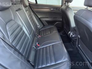 Grey Alfa Romeo Stelvio 2017 in Riga, with an engine capacity of 2.00 L and mileage of 151 thousand km for 19900 €, photo 20 on AUTOMOTO.COM.LV
