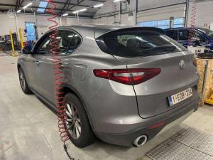 Grey Alfa Romeo Stelvio 2018 in Siauliai, with an engine capacity of 2.14 L and mileage of 190 thousand km for 8990 €, photo 3 on AUTOMOTO.COM.LV