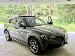 Grey Alfa Romeo Stelvio 2019 in Vilnius, with an engine capacity of 2.00 L and mileage of 200 thousand km for 16499 €, photo  on AUTOMOTO.COM.LV