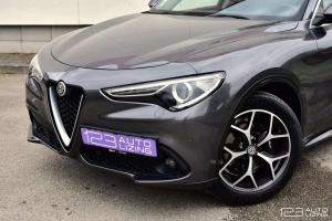 Pelēks Alfa Romeo Stelvio 2020 Kretinga, ar dzinēja tilpumu 2.10 L un nobraukumu 168 tūkst. km par 16350 €, foto 5 vietnē AUTOMOTO.COM.LV