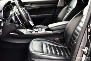 Pelēks Alfa Romeo Stelvio 2020 Kretinga, ar dzinēja tilpumu 2.10 L un nobraukumu 168 tūkst. km par 16350 €, foto 17 vietnē AUTOMOTO.COM.LV