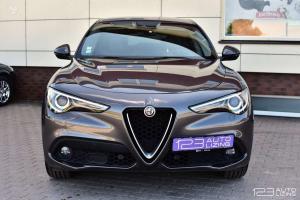 Pelēks Alfa Romeo Stelvio 2020 Kretinga, ar dzinēja tilpumu 2.10 L un nobraukumu 168 tūkst. km par 14999 €, foto 4 vietnē AUTOMOTO.COM.LV