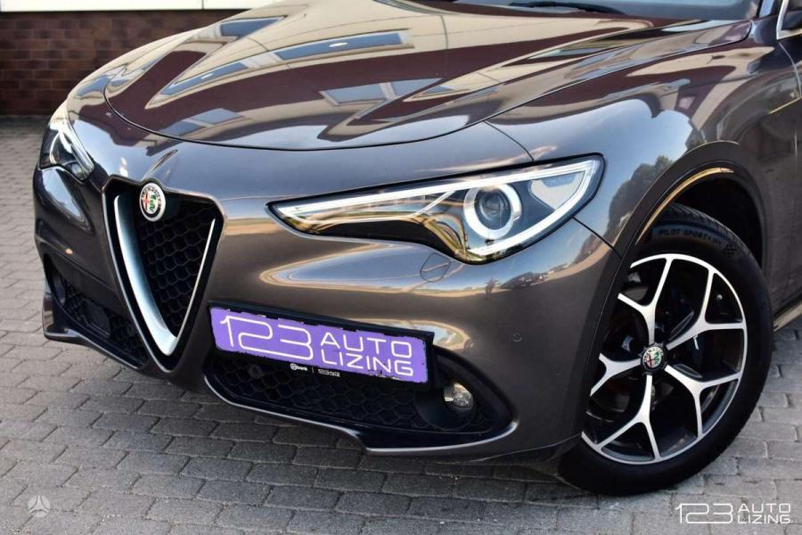 Pelēks Alfa Romeo Stelvio 2020 Kretinga, ar dzinēja tilpumu 2.10 L un nobraukumu 168 tūkst. km par 14999 €, foto 5 vietnē AUTOMOTO.COM.LV
