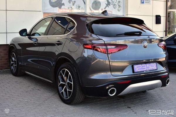 Pelēks Alfa Romeo Stelvio 2020 Kretinga, ar dzinēja tilpumu 2.10 L un nobraukumu 168 tūkst. km par 14999 €, foto 7 vietnē AUTOMOTO.COM.LV
