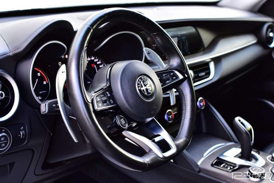 Pelēks Alfa Romeo Stelvio 2020 Kretinga, ar dzinēja tilpumu 2.10 L un nobraukumu 168 tūkst. km par 14999 €, foto 27 vietnē AUTOMOTO.COM.LV