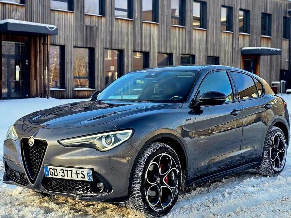 Grey Alfa Romeo Stelvio 2021 in Taurage, with an engine capacity of 2.14 L and mileage of 236 thousand km for 17500 €, photo 1 on AUTOMOTO.COM.LV