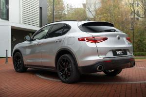 Grey Alfa Romeo Stelvio 2021 in Vilnius, with an engine capacity of 2.00 L and mileage of 88 thousand km for 22000 €, photo 3 on AUTOMOTO.COM.LV