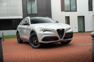 Pelēks Alfa Romeo Stelvio 2021 Viļņa, ar dzinēja tilpumu 2.00 L un nobraukumu 89 tūkst. km par 21000 €, foto 9 vietnē AUTOMOTO.COM.LV