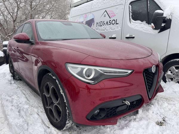 Sarkans Alfa Romeo Stelvio 2018 Šauļi, ar dzinēja tilpumu 2.14 L un nobraukumu 119 tūkst. km par 10150 €, foto 1 vietnē AUTOMOTO.COM.LV