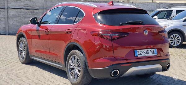 Red Alfa Romeo Stelvio 2018 in Taurage, with an engine capacity of 2.14 L and mileage of 227 thousand km for 9500 €, photo 6 on AUTOMOTO.COM.LV