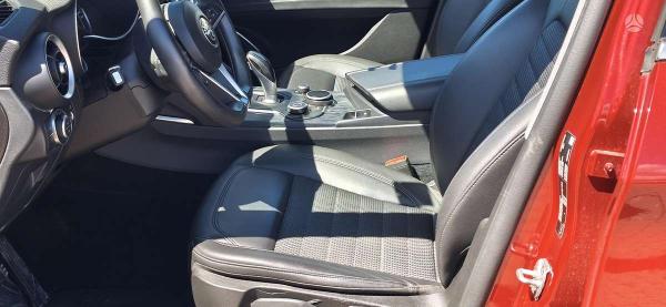 Red Alfa Romeo Stelvio 2018 in Taurage, with an engine capacity of 2.14 L and mileage of 227 thousand km for 9500 €, photo 10 on AUTOMOTO.COM.LV