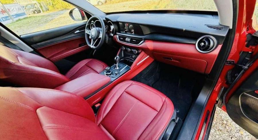 Sarkans Alfa Romeo Stelvio 2018 Biržai, ar dzinēja tilpumu 2.20 L un nobraukumu 162 tūkst. km par 13500 €, foto 10 vietnē AUTOMOTO.COM.LV