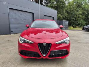 Red Alfa Romeo Stelvio 2018 in Utena, with an engine capacity of 2.14 L and mileage of 254 thousand km for 12990 €, photo 8 on AUTOMOTO.COM.LV