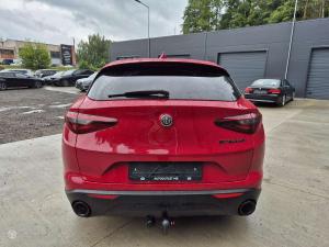 Red Alfa Romeo Stelvio 2018 in Utena, with an engine capacity of 2.14 L and mileage of 254 thousand km for 12990 €, photo 9 on AUTOMOTO.COM.LV