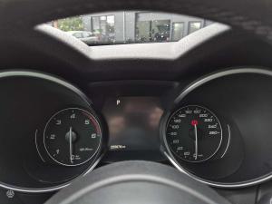 Red Alfa Romeo Stelvio 2018 in Utena, with an engine capacity of 2.14 L and mileage of 254 thousand km for 12990 €, photo 25 on AUTOMOTO.COM.LV
