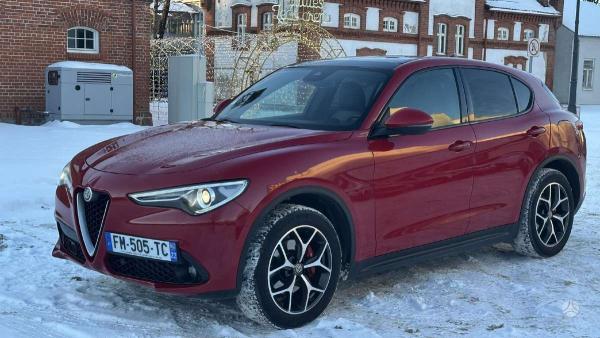 Red Alfa Romeo Stelvio 2019 in Silute, with an engine capacity of 2.14 L and mileage of 213 thousand km for 16300 €, photo 8 on AUTOMOTO.COM.LV