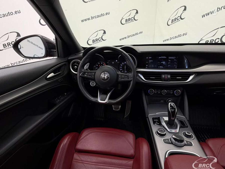 Red Alfa Romeo Stelvio 2022 in Vilnius, with an engine capacity of 2.00 L and mileage of 67 thousand km for 32500 €, photo 17 on AUTOMOTO.COM.LV
