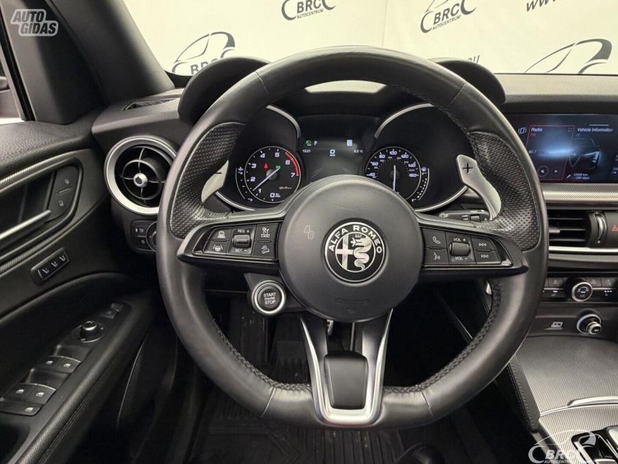 Sarkans Alfa Romeo Stelvio 2022 Avižieniai, ar dzinēja tilpumu 2.00 L un nobraukumu 67 tūkst. km par 32500 €, foto 30 vietnē AUTOMOTO.COM.LV