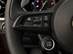 Sarkans Alfa Romeo Stelvio 2023 Viļņa, ar dzinēja tilpumu 2.00 L un nobraukumu 13 tūkst. km par 28999 €, foto 30 vietnē AUTOMOTO.COM.LV