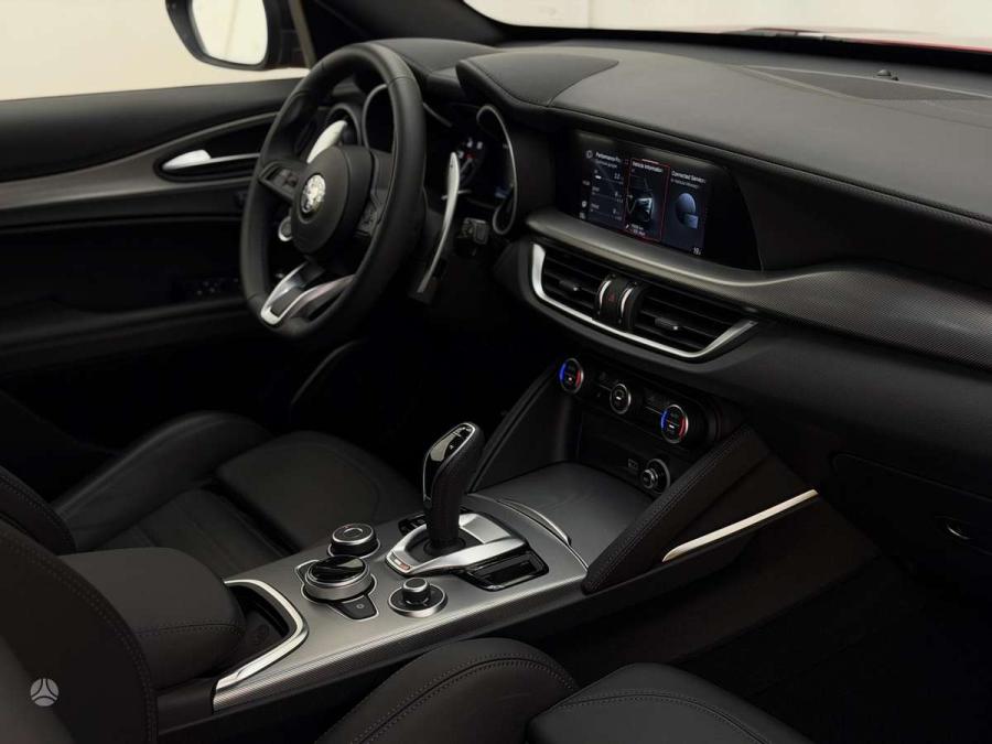 Sarkans Alfa Romeo Stelvio 2023 Viļņa, ar dzinēja tilpumu 2.00 L un nobraukumu 13 tūkst. km par 28999 €, foto 17 vietnē AUTOMOTO.COM.LV