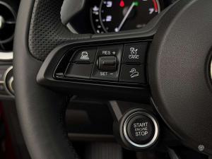 Sarkans Alfa Romeo Stelvio 2023 Viļņa, ar dzinēja tilpumu 2.00 L un nobraukumu 13 tūkst. km par 28999 €, foto 30 vietnē AUTOMOTO.COM.LV