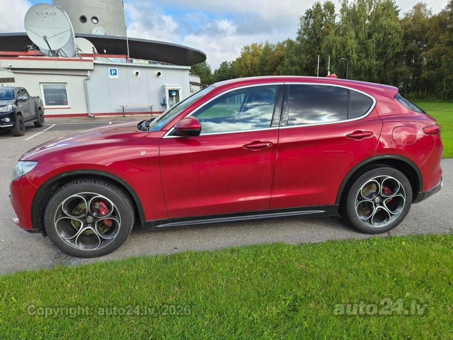 Alfa Romeo Stelvio 2021 Tallina, ar dzinēja tilpumu 2.00 L un nobraukumu 50 tūkst. km par 24000 €, foto 11 vietnē AUTOMOTO.COM.LV