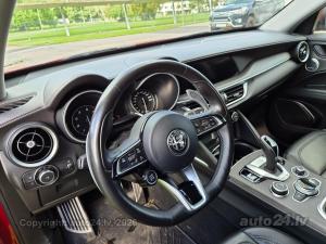 Alfa Romeo Stelvio 2021 Tallina, ar dzinēja tilpumu 2.00 L un nobraukumu 50 tūkst. km par 24000 €, foto 13 vietnē AUTOMOTO.COM.LV