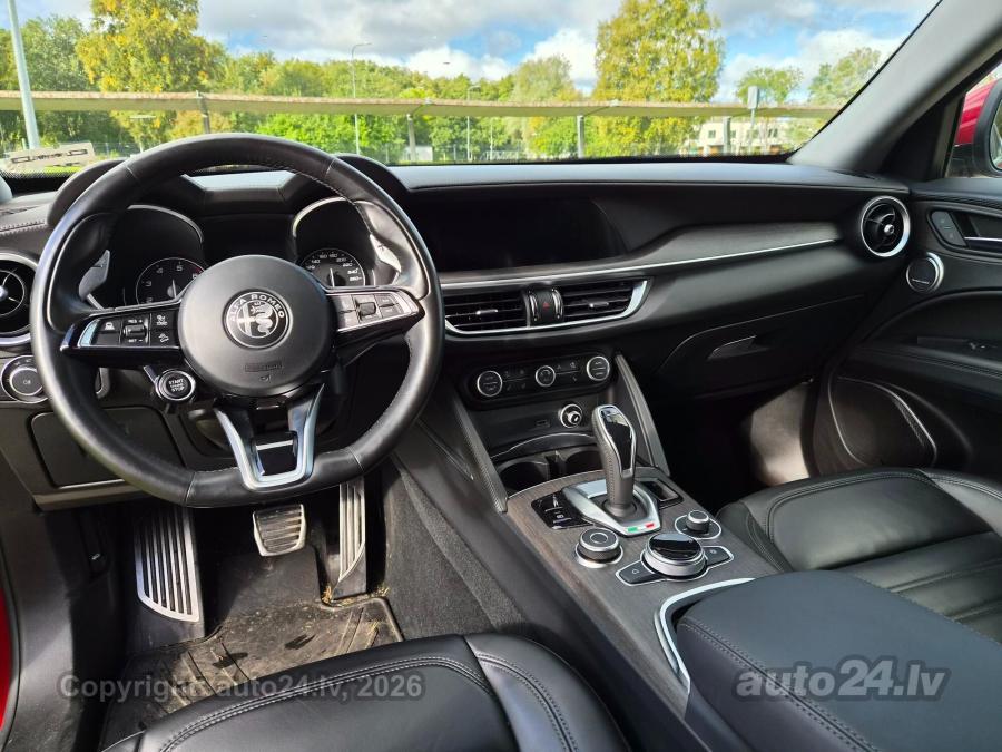 Alfa Romeo Stelvio 2021 Tallina, ar dzinēja tilpumu 2.00 L un nobraukumu 50 tūkst. km par 24000 €, foto 14 vietnē AUTOMOTO.COM.LV