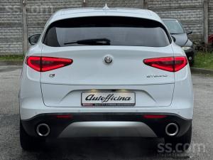 White Alfa Romeo Stelvio 2017 in Riga, with an engine capacity of 2.20 L and mileage of 186 thousand km for 17400 €, photo 7 on AUTOMOTO.COM.LV