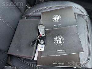 White Alfa Romeo Stelvio 2017 in Riga, with an engine capacity of 2.20 L and mileage of 186 thousand km for 17400 €, photo 24 on AUTOMOTO.COM.LV