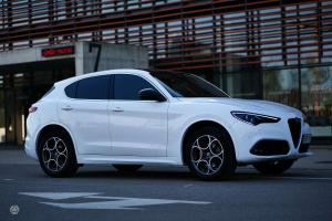 White Alfa Romeo Stelvio 2017 in Palanga, with an engine capacity of 2.14 L and mileage of 248 thousand km for 14500 €, photo 9 on AUTOMOTO.COM.LV