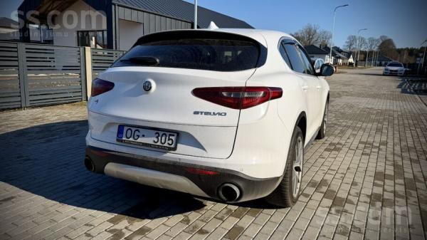 Balts Alfa Romeo Stelvio 2018 Rīga, ar dzinēja tilpumu 2.00 L un nobraukumu 137 tūkst. km par 16800 €, foto 3 vietnē AUTOMOTO.COM.LV
