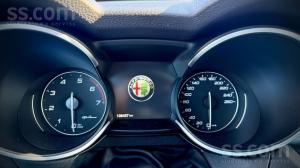Balts Alfa Romeo Stelvio 2018 Rīga, ar dzinēja tilpumu 2.00 L un nobraukumu 137 tūkst. km par 16800 €, foto 12 vietnē AUTOMOTO.COM.LV