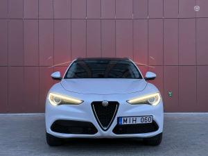 White Alfa Romeo Stelvio 2018 in Vilnius, with an engine capacity of 2.00 L and mileage of 146 thousand km for 18500 €, photo 9 on AUTOMOTO.COM.LV