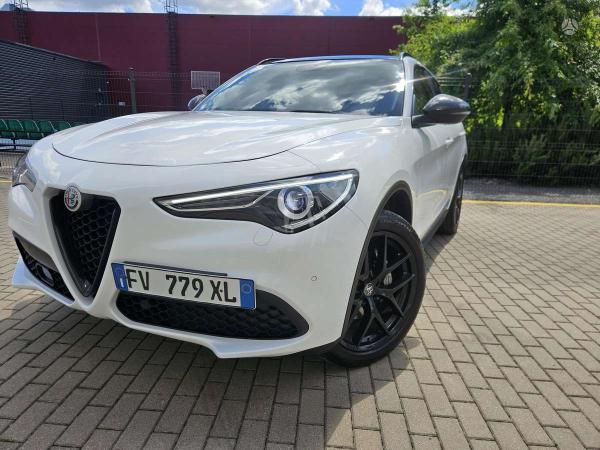 White Alfa Romeo Stelvio 2019 in Kaunas, with an engine capacity of 2.14 L and mileage of 190 thousand km for 14400 €, photo 6 on AUTOMOTO.COM.LV