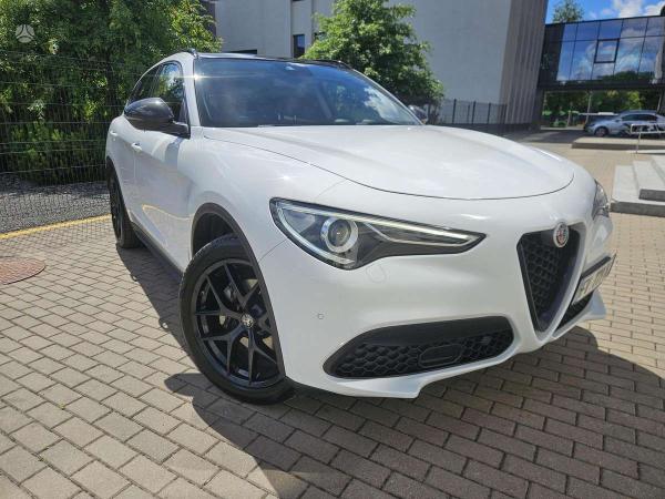 White Alfa Romeo Stelvio 2019 in Kaunas, with an engine capacity of 2.14 L and mileage of 190 thousand km for 14400 €, photo 7 on AUTOMOTO.COM.LV