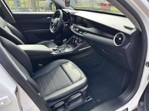 Balts Alfa Romeo Stelvio 2019 Kauņa, ar dzinēja tilpumu 2.14 L un nobraukumu 196 tūkst. km par 18890 €, foto 37 vietnē AUTOMOTO.COM.LV
